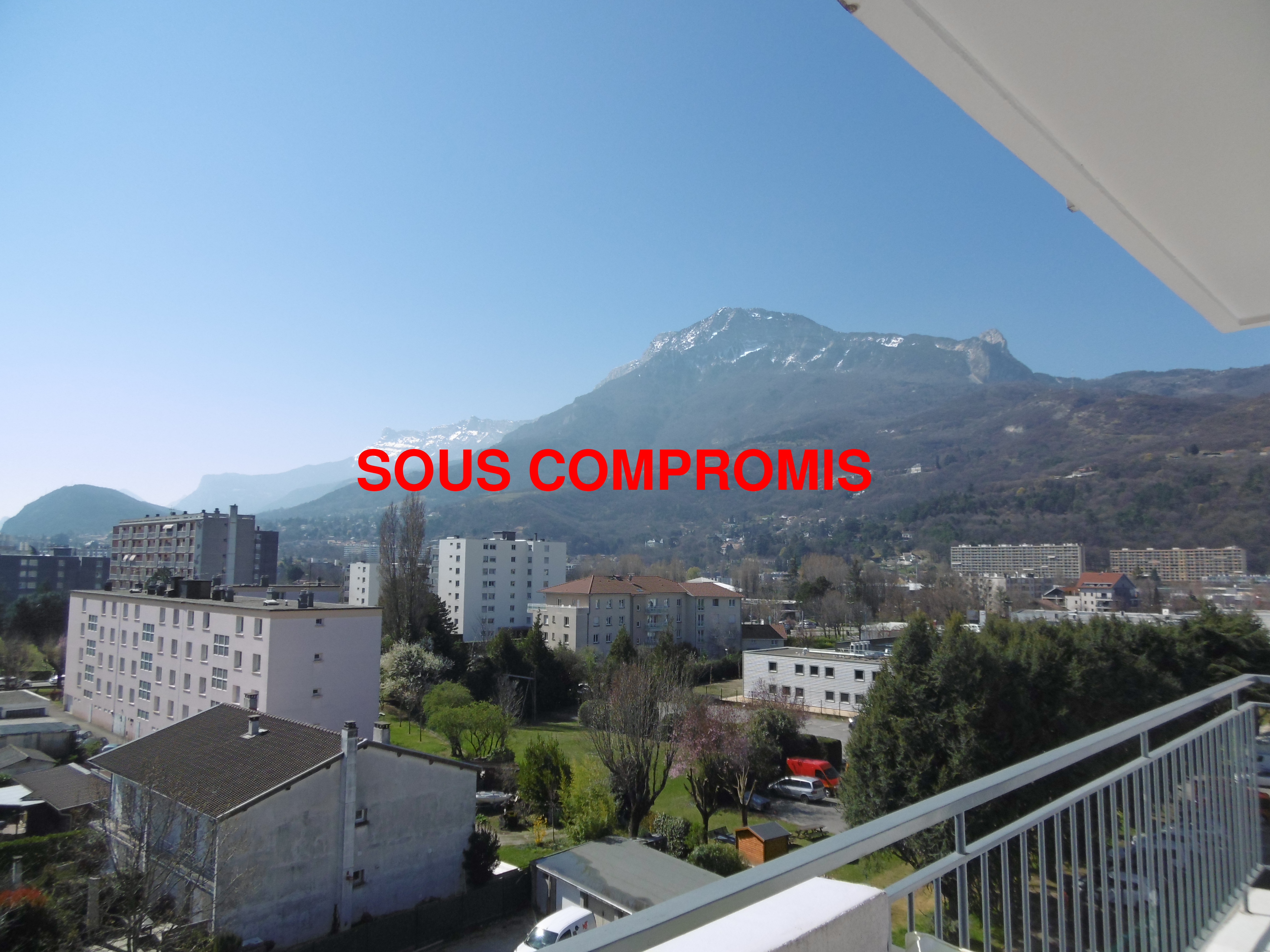 Vente appartement SEYSSINET PARISET 68m² 149000 € | Réf. P077